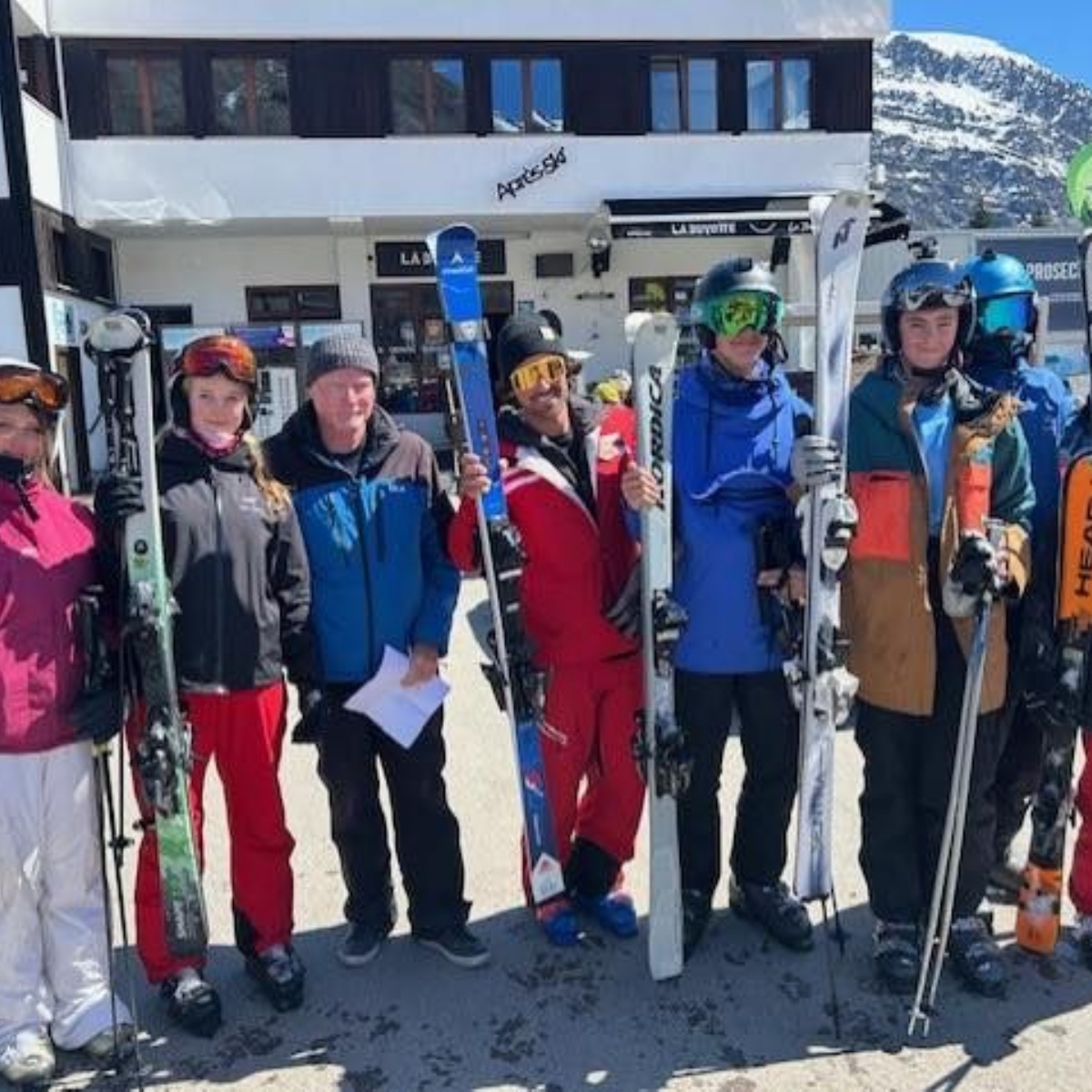 Ted Wragg Multi-Academy Trust - Exmouth Students Take to the Slopes in Italy